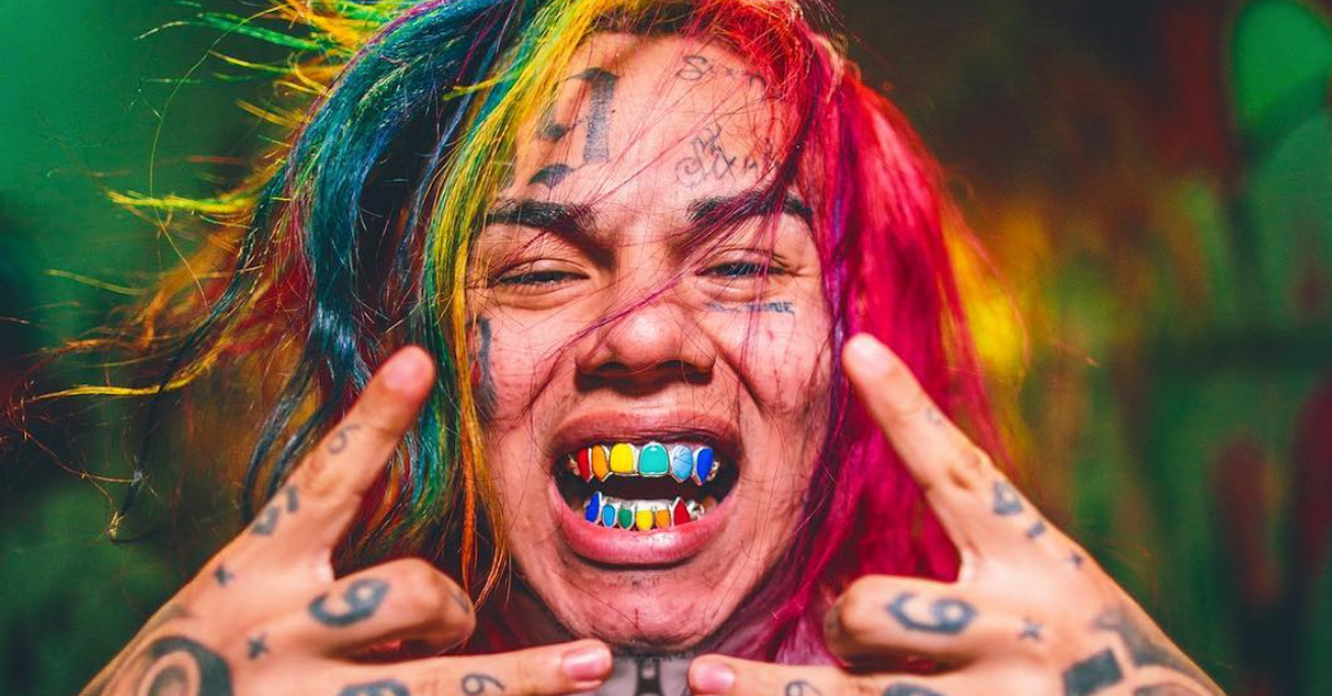 Tekashi 69's Real Hair Is Slightly Less Colorful Than His Usual 'Do