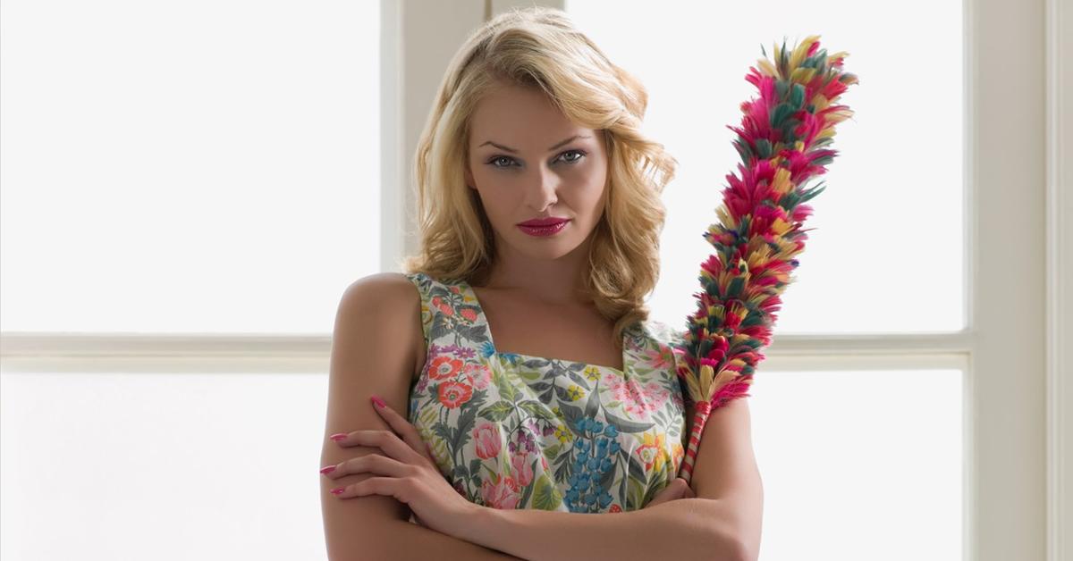 Trad Wife Meaning — The Truth Behind the Culture