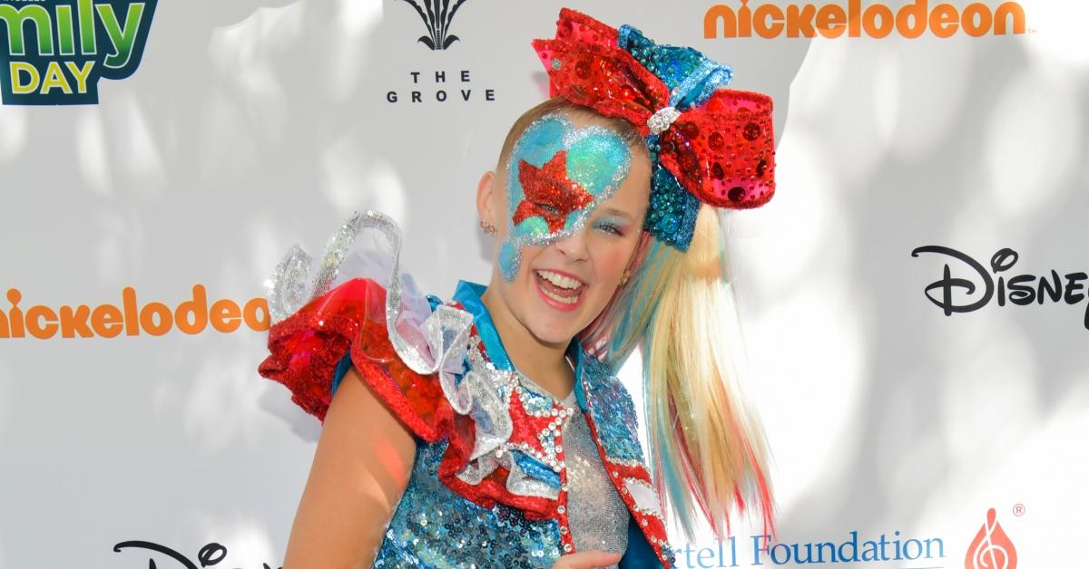 JoJo Siwa Shows off "Normal Outfit" in New TikTok Video for Birthday!