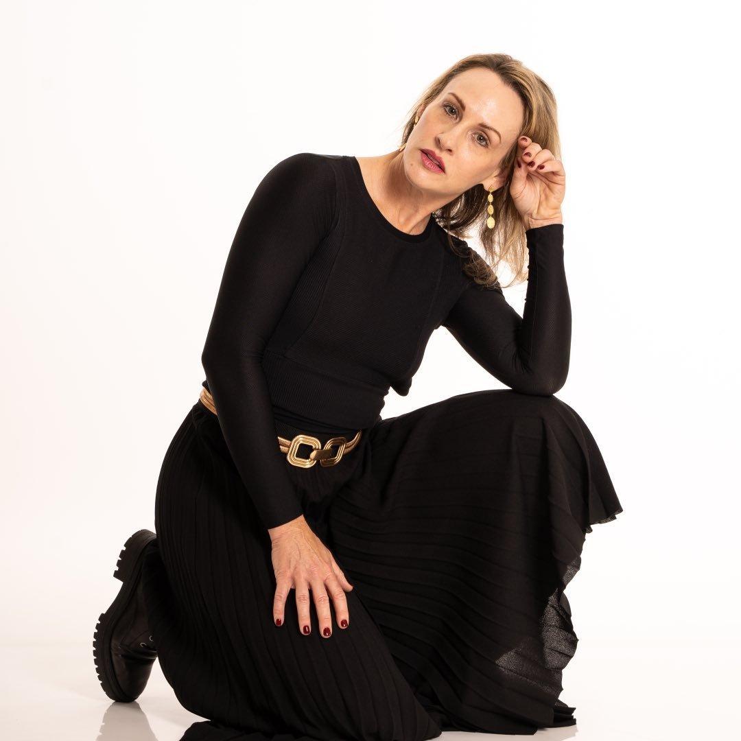 Who Is Buying Beverly Hills Star Zach Goldsmith’s Wife?