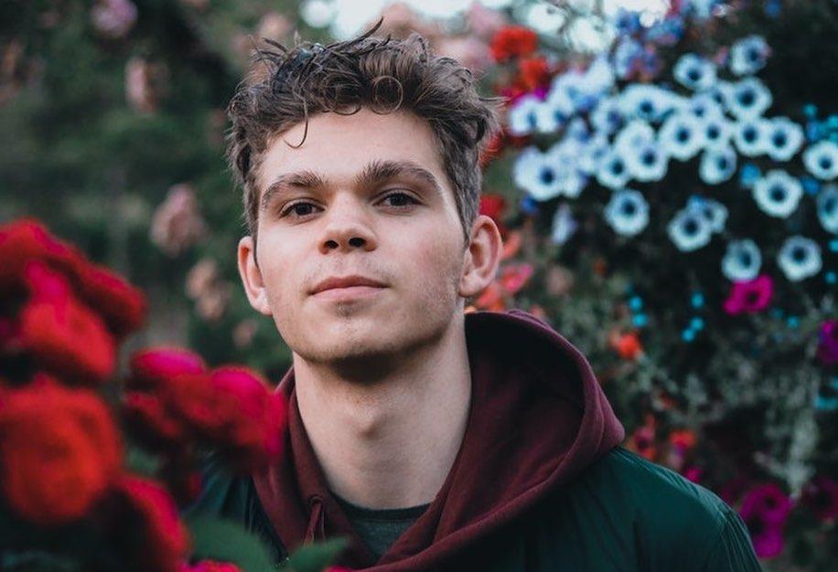 Daniel Diemer Is the Breakout Star of Netflix’s ‘The Half of It’