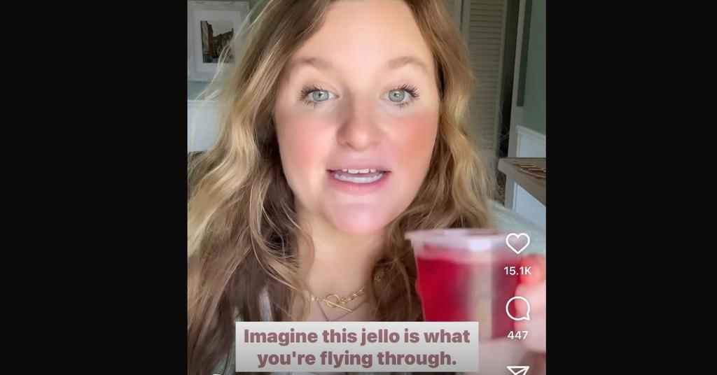 Here's Why Jello Can Help With Turbulence Fears