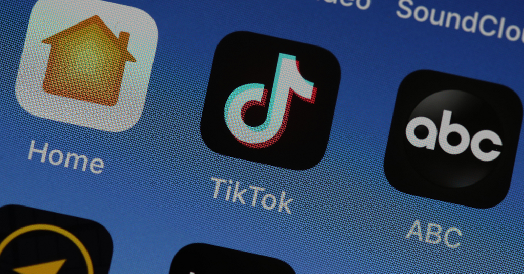 Who Is Candice on TikTok? Explaining the Candice Just Died Meme