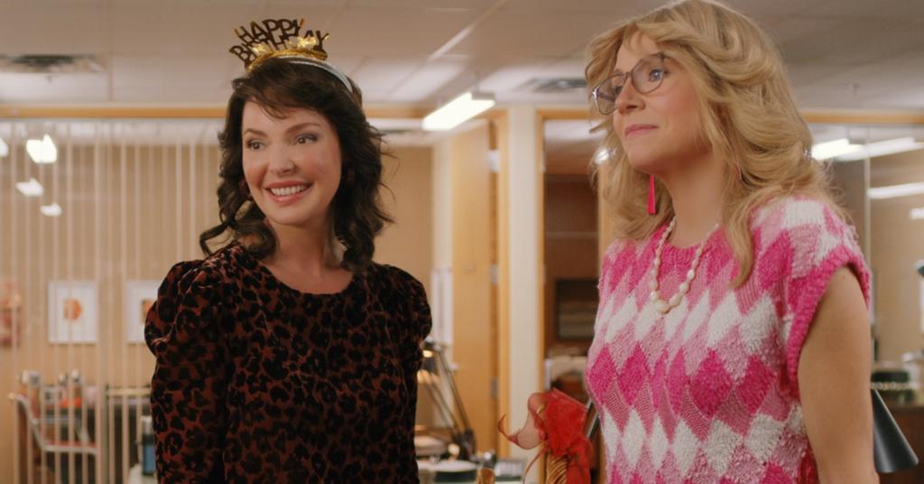 The 'Firefly Lane' Season 1 Recap You Need Ahead of Season 2