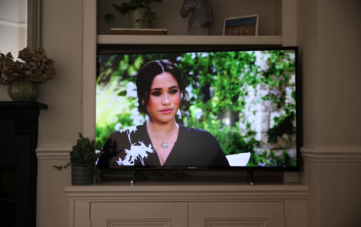Chris Rock Roasts Meghan Markle During Special