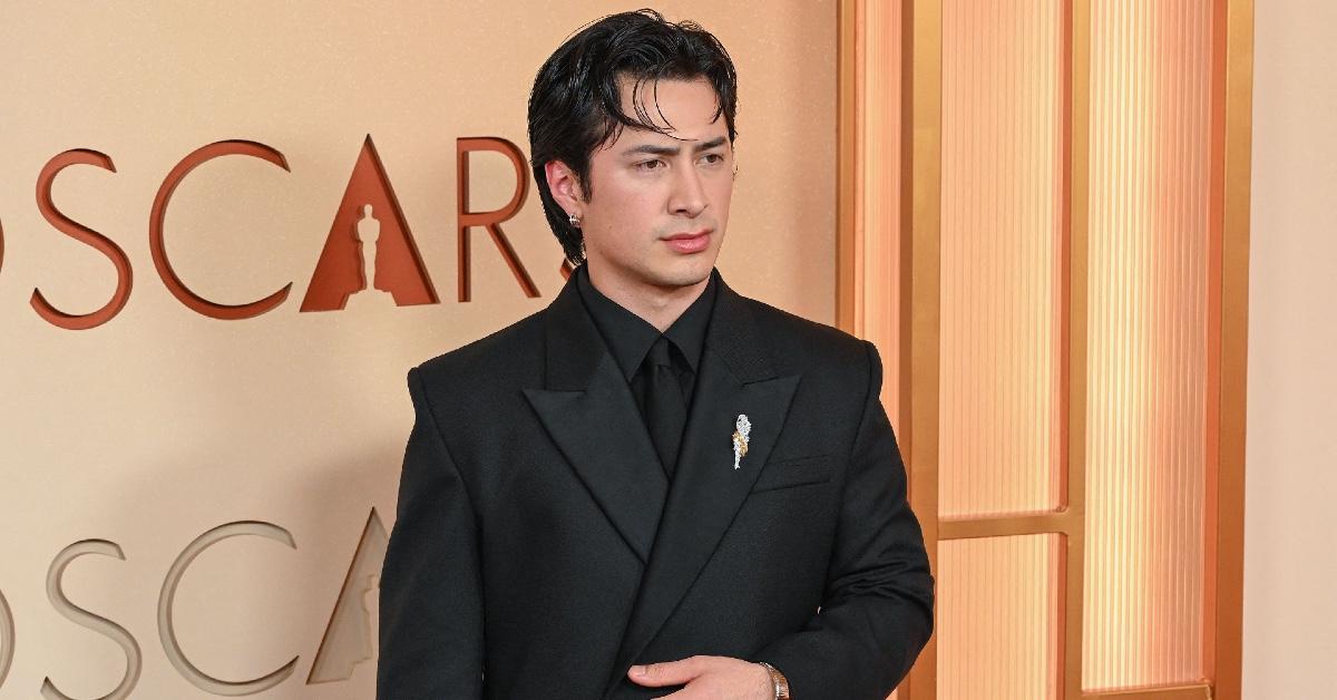 Hudson Williams Controversy — Actor Reacts to Swastika Photo - Shigjeta.net