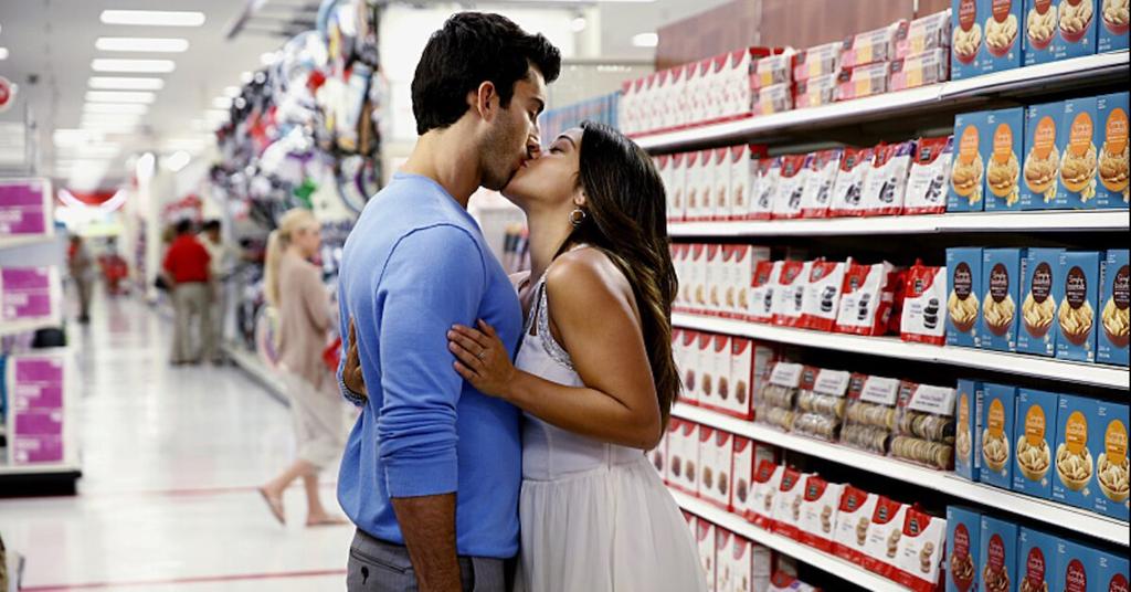 Do Jane and Rafael Get Married on 'Jane the Virgin'?