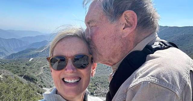 Who Is Martha Stewart's Ex-Husband, Andrew Stewart? He Remarried
