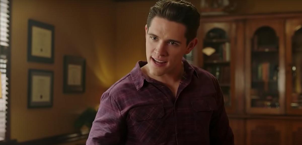 Is Kevin From 'Riverdale' Straight in Real Life? He Has a Lot of Range