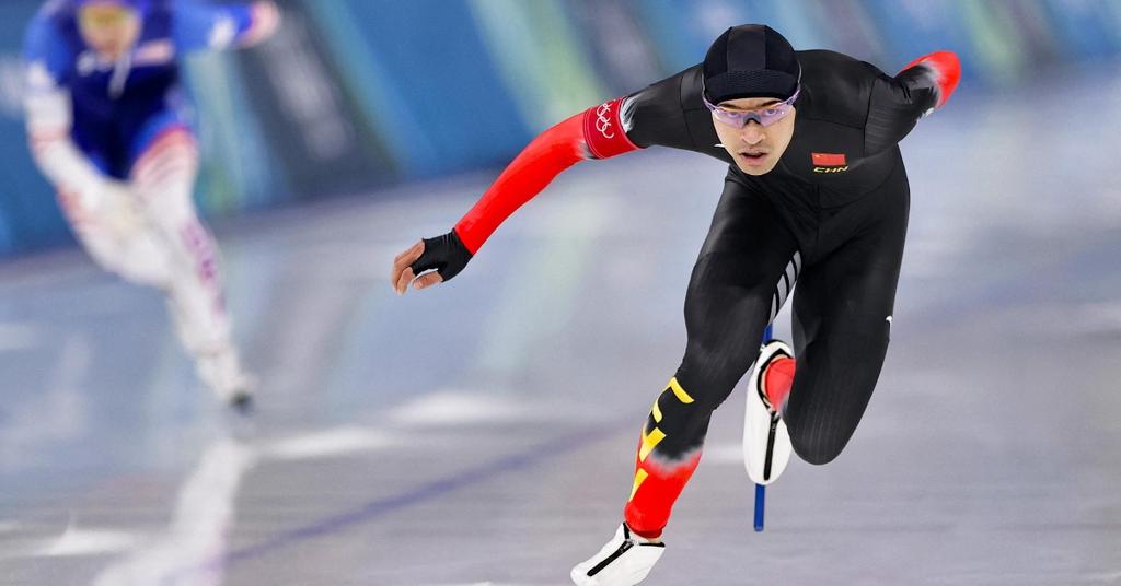 Why Speed Skaters Tuck One Arm Behind Their Back