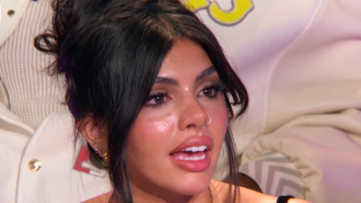 Olandria Recalls Racist George Floyd Meme in Reunion Showdown with Huda