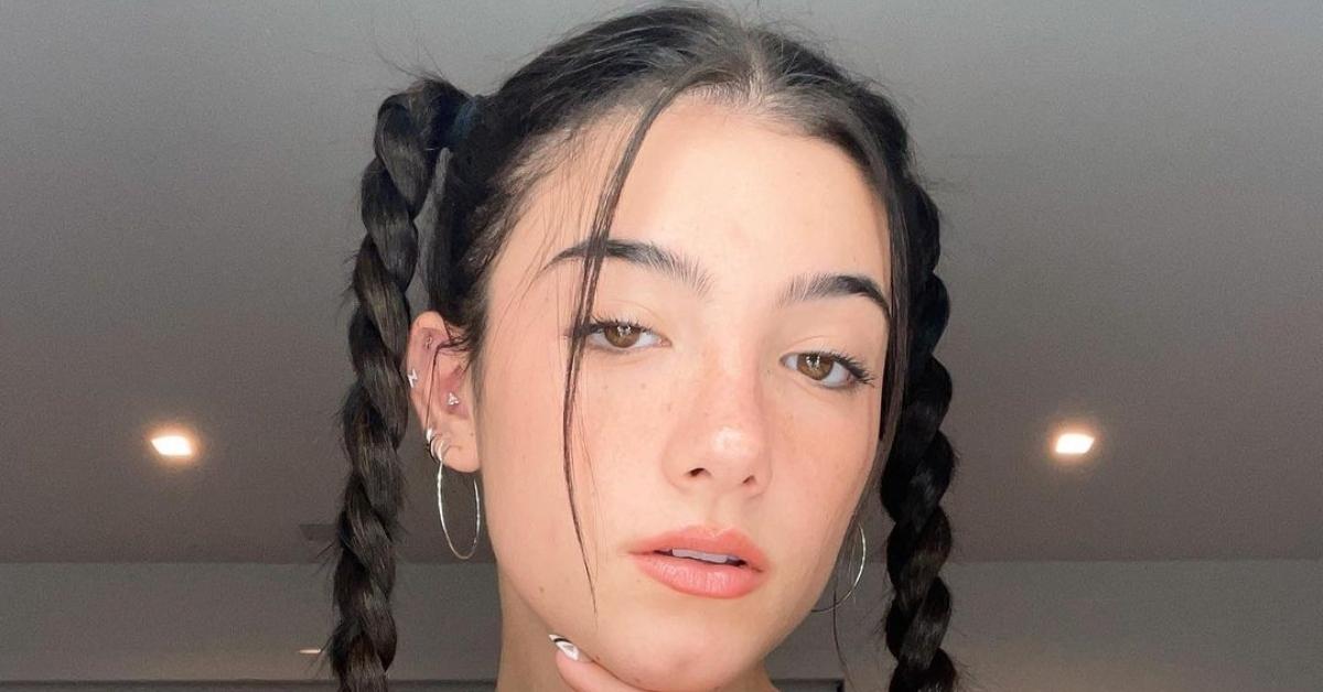 Who Is the "Vape Queen" of TikTok? How Charli D'Amelio Got the Name