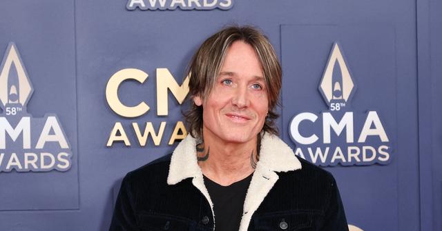 Does Keith Urban Wear a Wig?