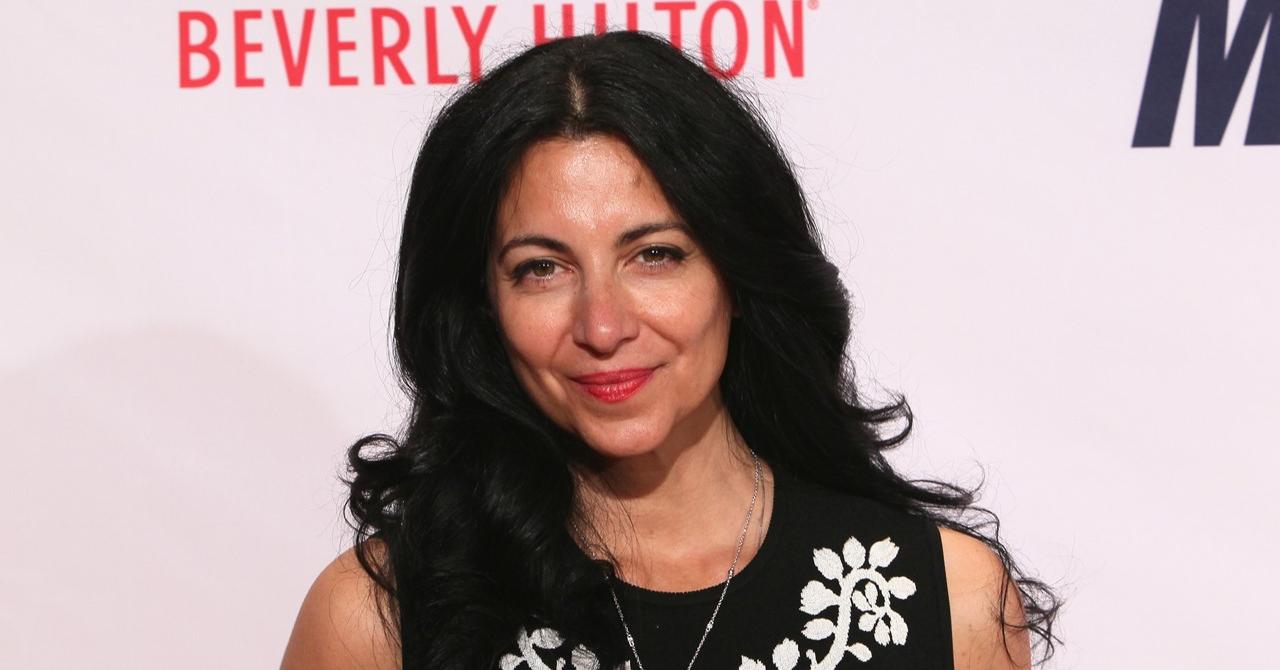 What Happened to Alex and Ani? Jeweler Is Really Struggling