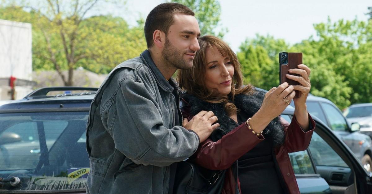 Who Play's Stephen's Manipulative Mom in Hulu's 'Tell Me Lies'?