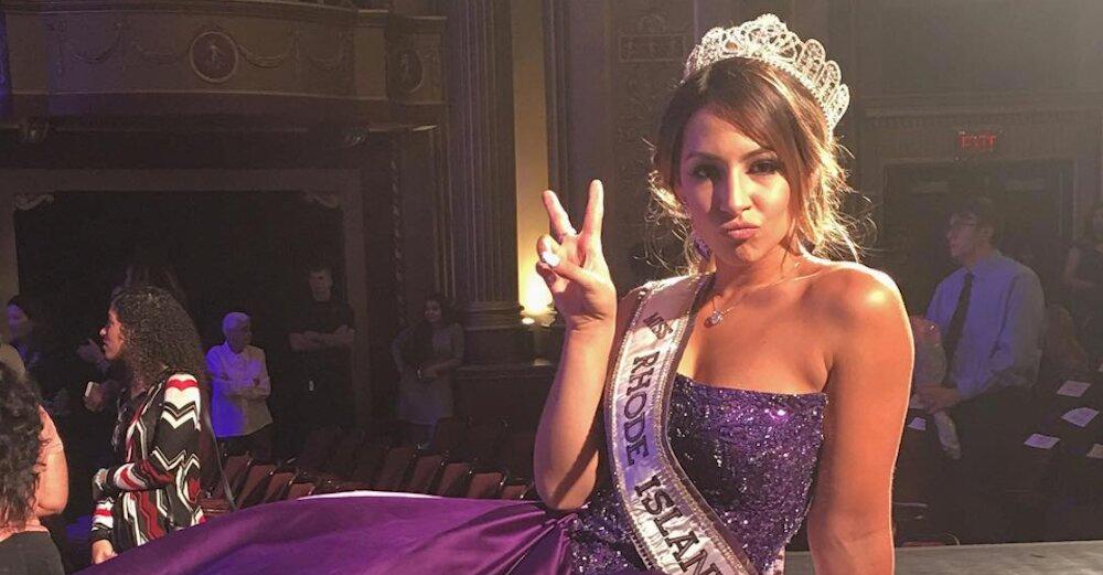 Alexa Papigiotis From 'Meet the Frasers' Is Obsessed With Marriage