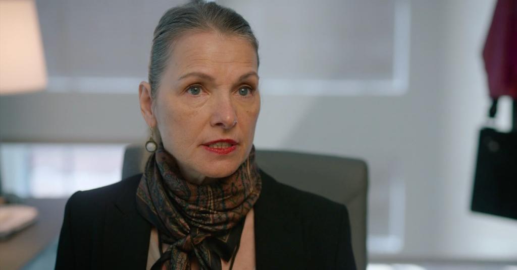 Who Does Actress Alice Barrett Mitchell Play in 'The Thing About Pam'?