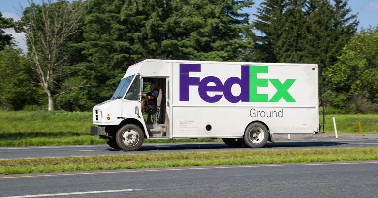 There's a FedEx Tracking Scam Everyone Should Be Aware Of