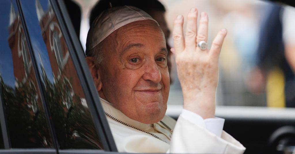 Pope Francis AI Memes: The Good and the Seriously Funny