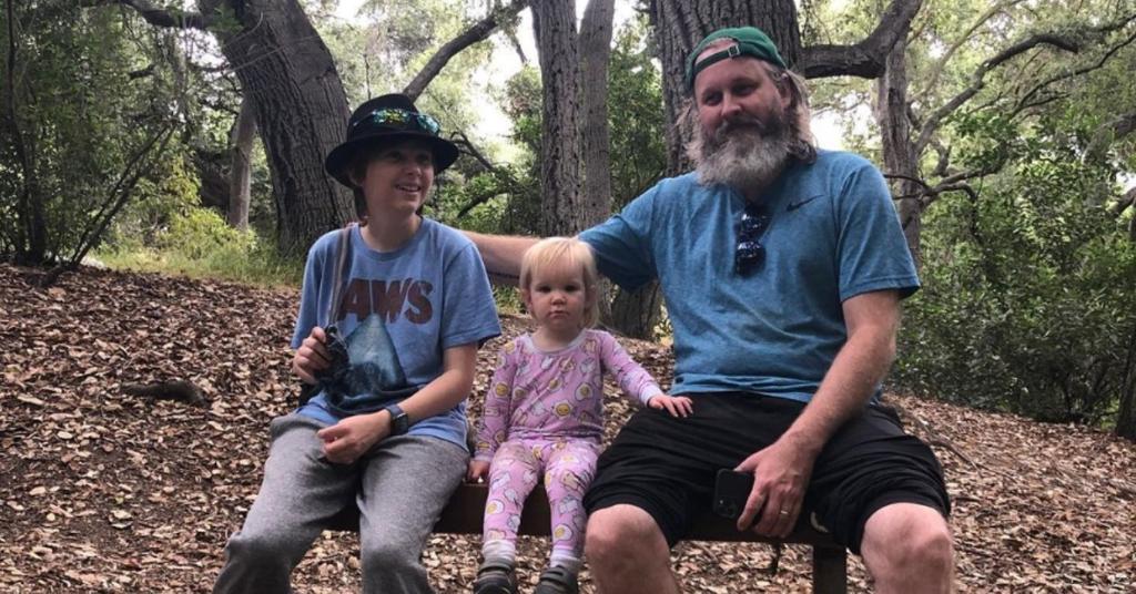 'Fatherhood' on Netflix Is a True Story About a Single Dad's Loss