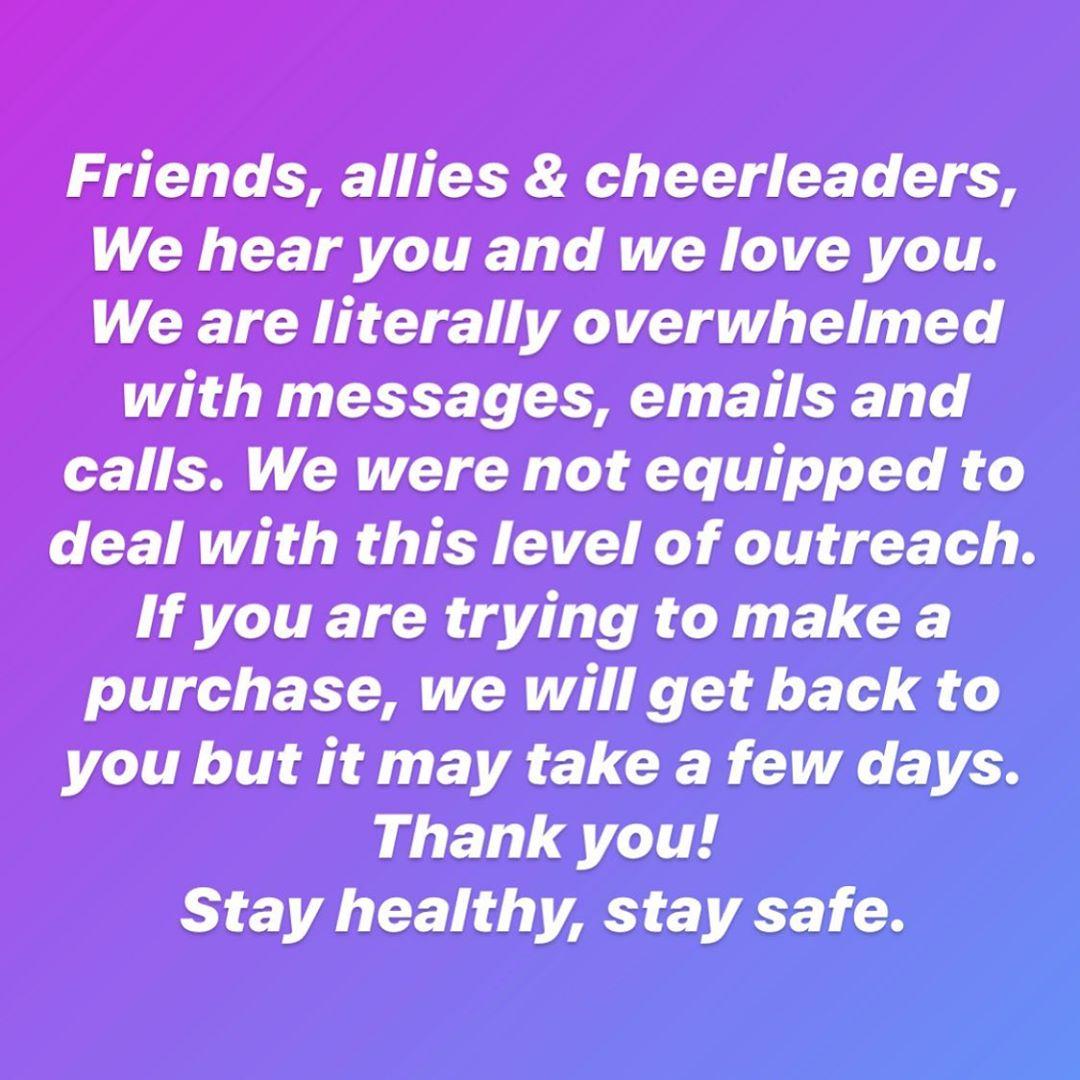 Vintage Store Goes Viral for Hilariously Brutal Sign About Wearing Masks