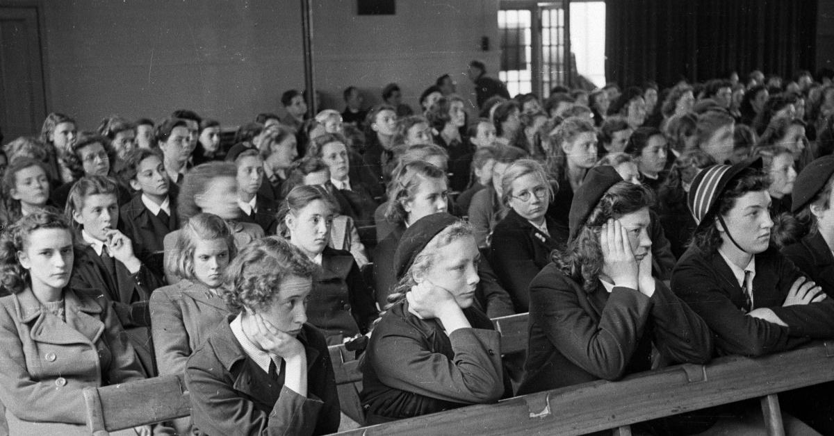 19 School Rules That Make Absolutely Zero Sense