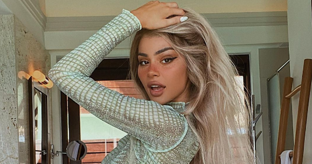 Who Is Dream's Ex-Girlfriend Sam? Creator Addresses TikToks About Him