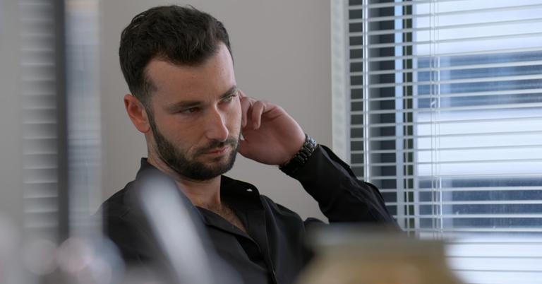 Love Is Blind: Hannah Jiles Presses Nick Dorka on Finances