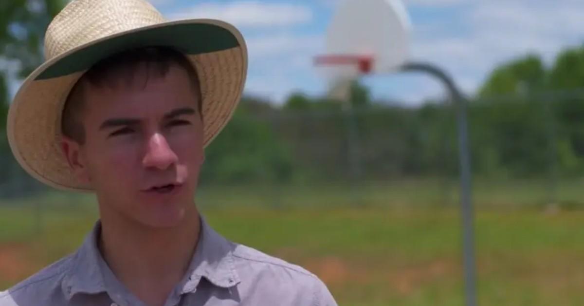 Details on the 'Return to Amish' Cast Instagrams