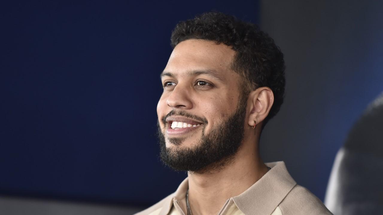 Darius Daulton Jackson Brother — Let's Meet Sarunas Jackson