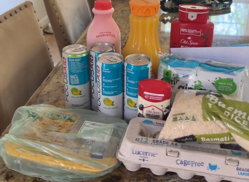 Man Shares What 100 Dollars Worth of Groceries Got Him