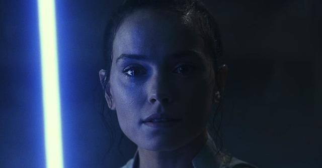 Who Are Rey's Parents? It Seems the Answer Exists in a Book