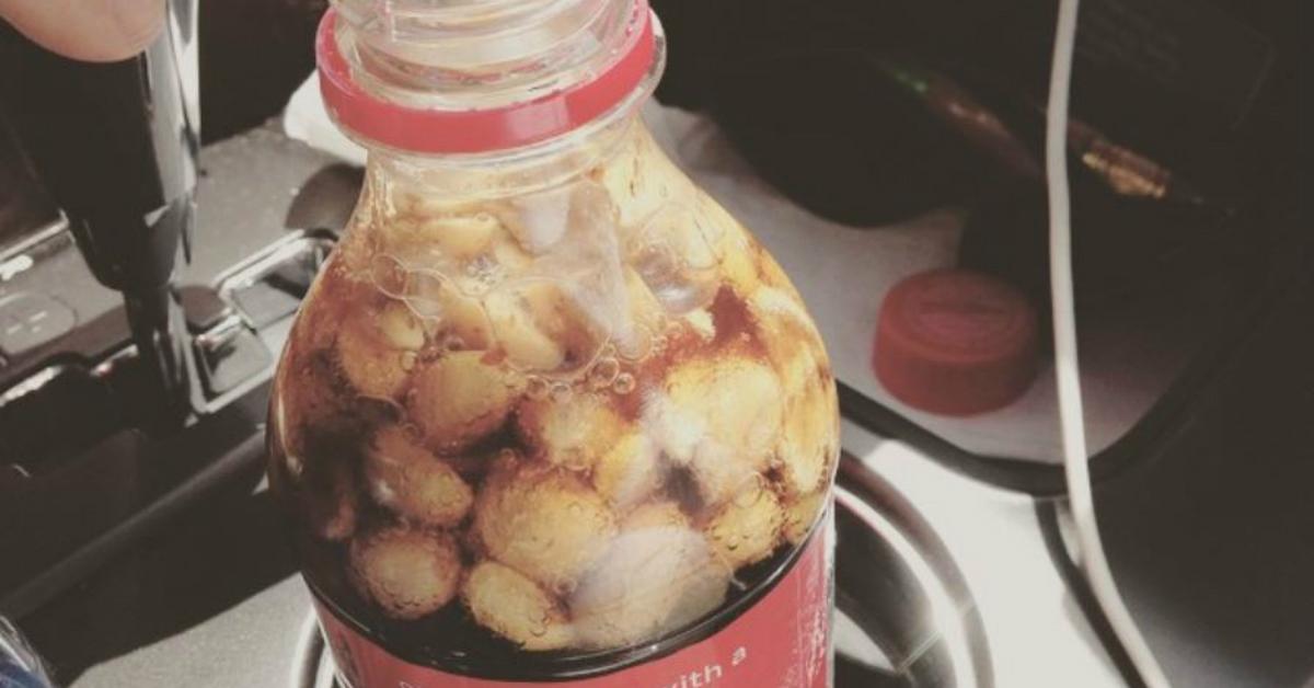 The "Southern" tradition of putting peanuts in coke has people divided ...