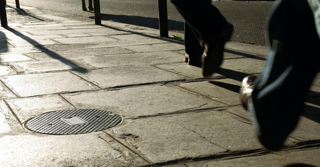 27 Clumsy People Who Are Definitely More Clumsy Than You