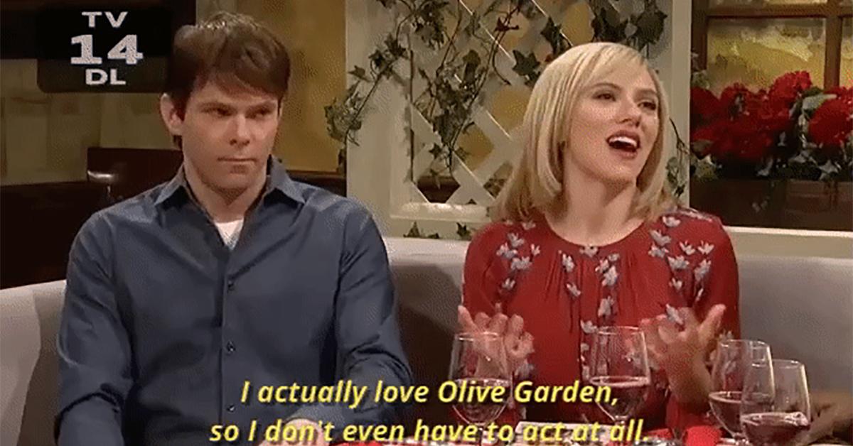 This Olive Garden Waitress Feeds Toddler So Her Mom Could Eat
