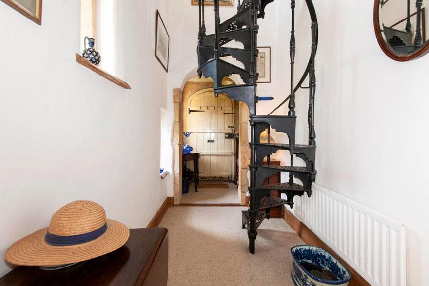 This Tiny Castle in England Is the House of Your Dreams