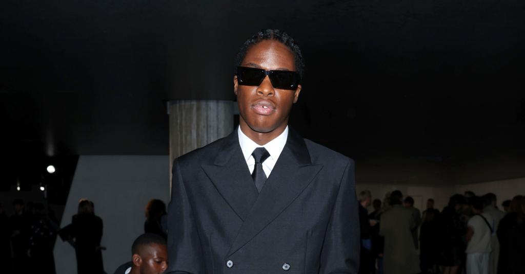 Why Did Daniel Caesar Get Canceled? Here's What We Know Why Did Daniel Caesar Get Canceled? Here's What We Know