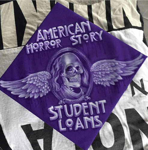 2018 Graduation Caps That Will Make You Forget Your Student Debt