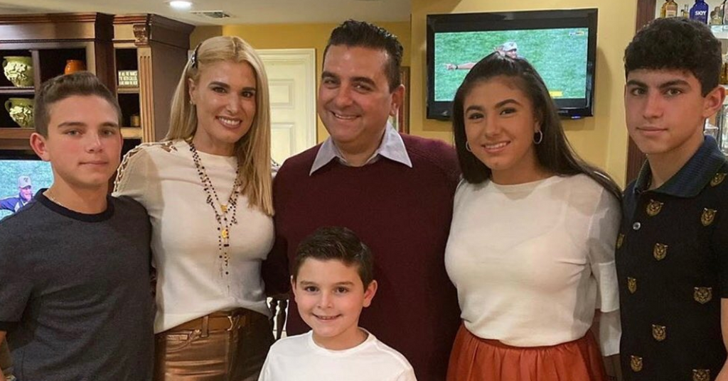 Is Dr. Vin Gupta Related to Sanjay Gupta? Your Big Question Answered