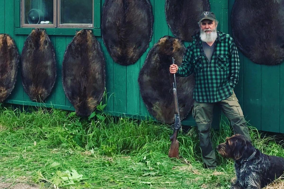 Mike Horstman's Dog Really Is the Mountain Man's Best Friend