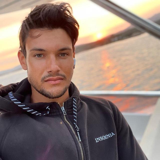 Below Deck: Is Deckhand Dylan Piérre De Villiers Dating?