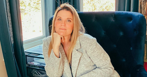 'Unsellable Houses' Lyndsay Lamb and Leslie Davis — Family, Location ...