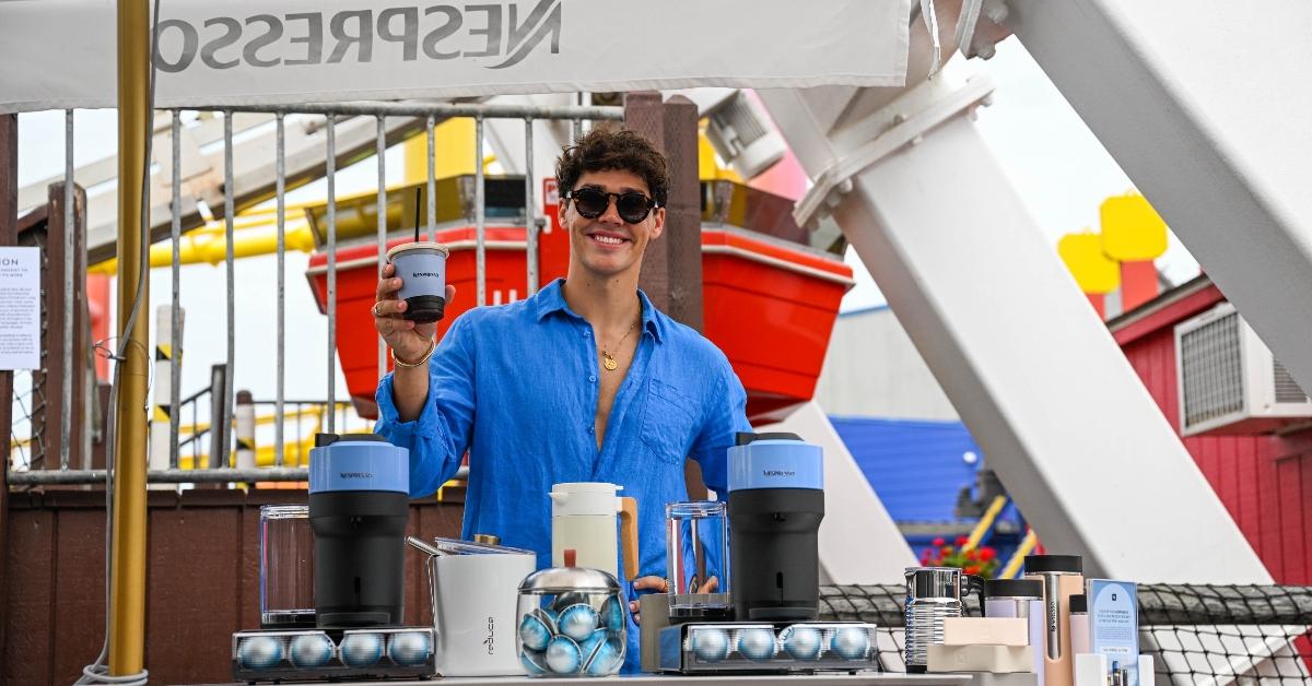 TikTok Star Noah Beck Talks Happiness, Underwear Brand, and More ...