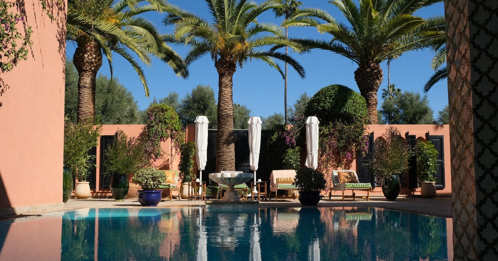 What Are the Filming Locations in Netflix's 'Inventing Anna'?