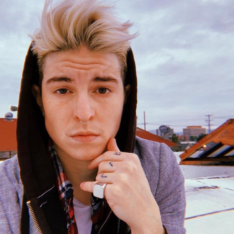 Who Is Kai From 'Are You The One?' Meet the "Non-Binary" Star!