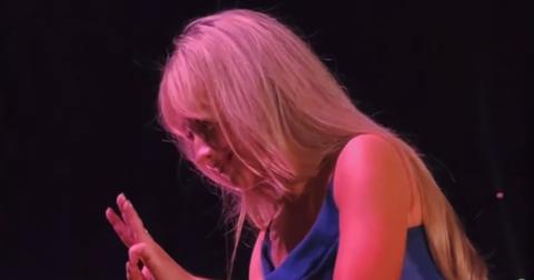 Sabrina Carpenter's Inappropriate Comment to an Underage Fan Is Drawing ...