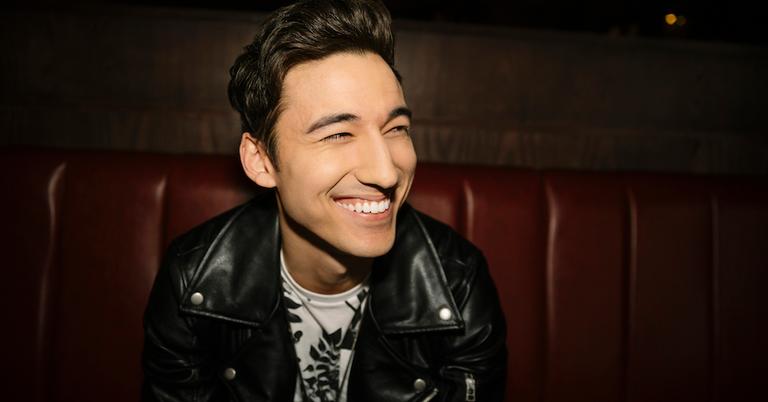 100+ Rizz Pickup Lines for Tinder That Actually Work