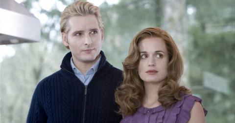 7 Facts About Carlisle Cullen Even Die-Hard 'Twilight' Fans Won't Know