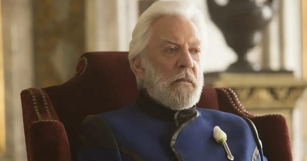 Why Does President Snow Cough Up Blood in Hunger Games?