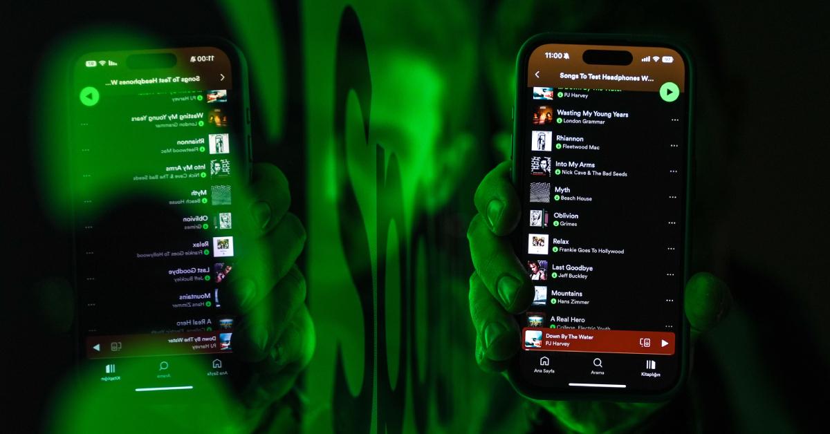 Why Did Spotify Make Lyrics Premium? Users Aren't Happy